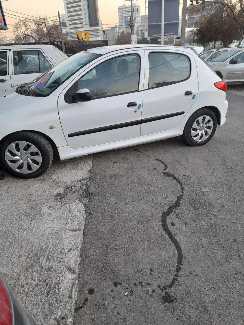 پژو206 تیپ2 مدل1390 در مشهد - ۲۲ مرداد ۱۴۰۴